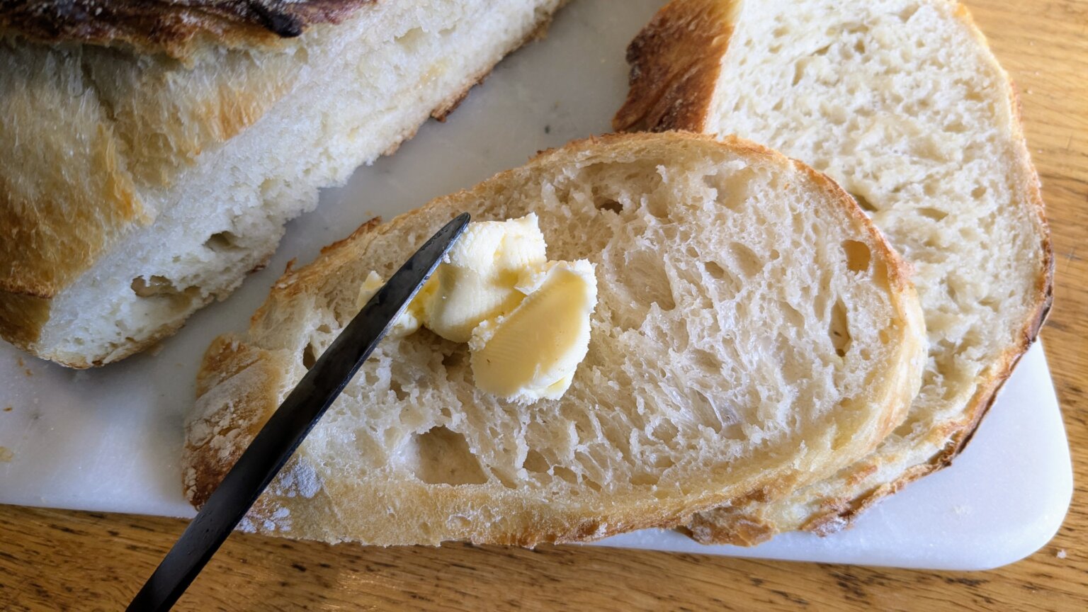 Roasted Garlic Sourdough Bread - The Homesmiths